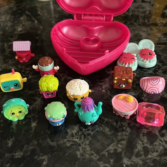 Shopkins | Toys | Shopkins With Pink Heart Container And Two Rings ...